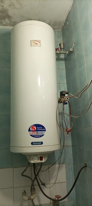 Бойлер дипломат 1 Бойлер Eldom 80л. 3 kW вертикален, долна дясна серпе гр. Попово • OLX.bg