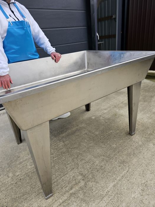 Cuva , Bazin , Tabla inox foarte groasa , Italia Costisa • OLX.ro