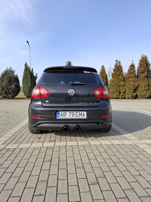Volkswagen golf 5 Petresti • OLX.ro