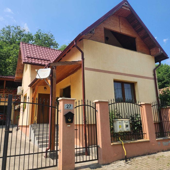 Casa cocheta de vanzare in Dej- Liniste, confort si natura! Dej • OLX.ro