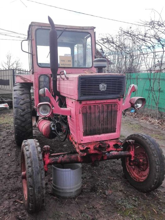 Tractor U650 si plug PP3 Targoviste • OLX.ro
