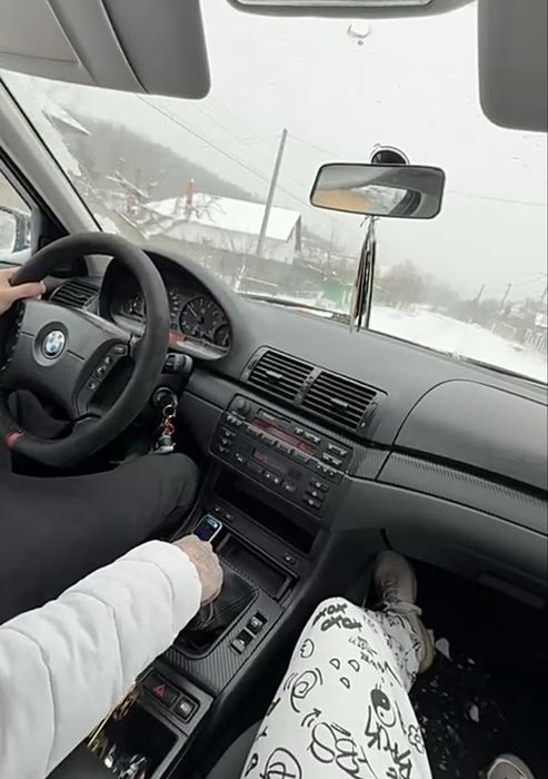 Vand bmw e46 1.8 Bogati • OLX.ro