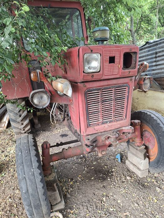 Tractor universal 650 Manastirea • OLX.ro