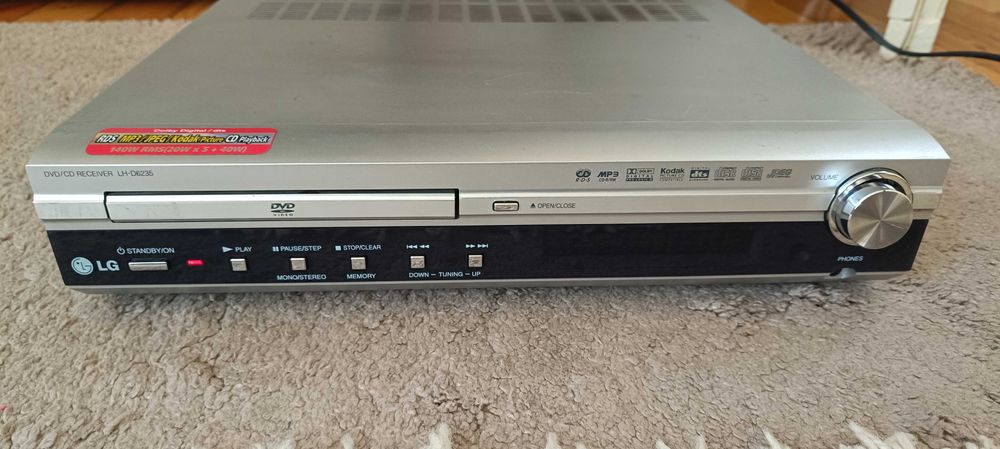 Продавам DVD/CD RECEIVER LG LH-D6235D с проблем. гр. Перник Байкушева махала • OLX.bg