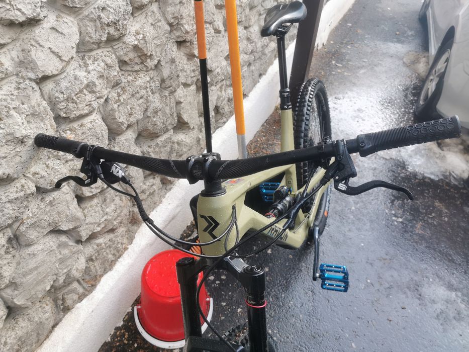 Vand Radon Carbon Nou Brasov • OLX.ro