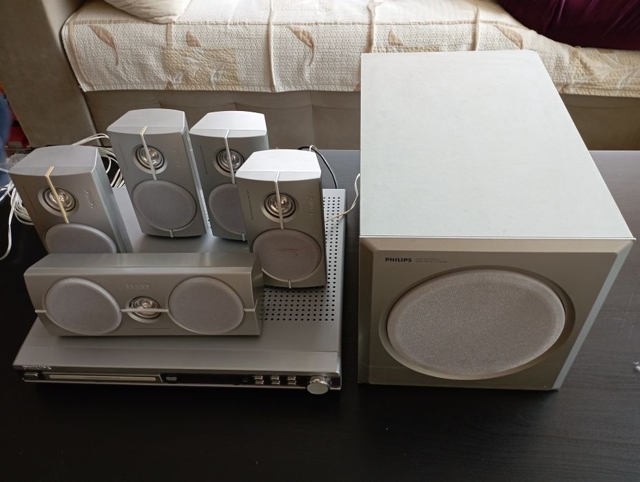 Продавам система за домашно кино Philips LX3600D гр. Велинград • OLX.bg