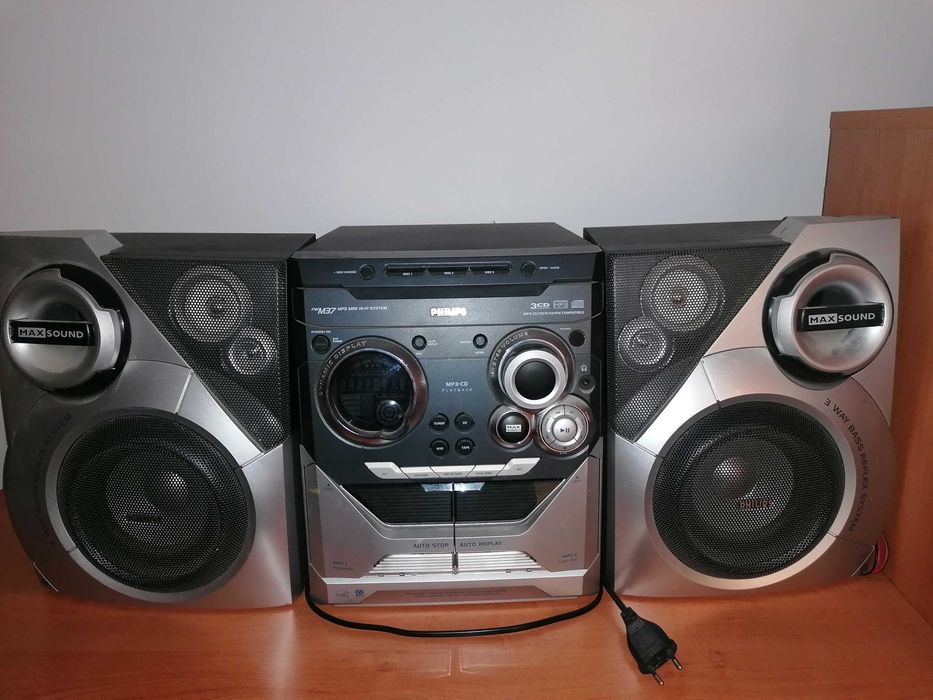 Sistem audio Philips FW-M37 MP3 Mini HI FI cu schimbător de 3 discuri ...