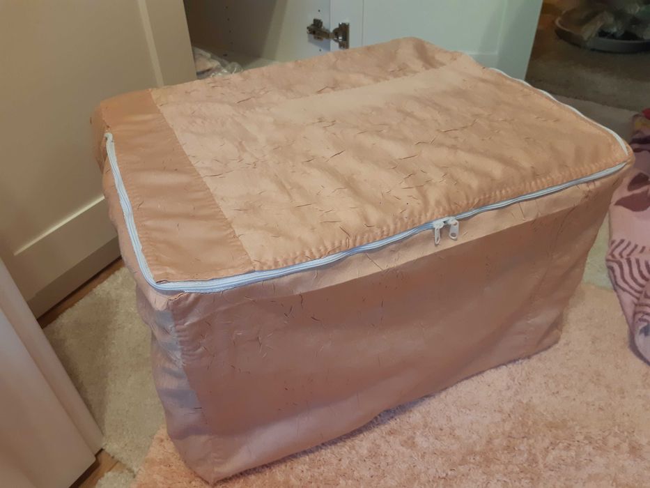 Fotoliu usor (puf) format din 3 perne de podea/husa pilota Bucuresti ...