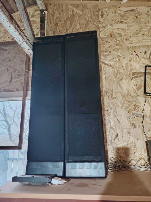 Statie cu boxe Schneider Perieti • OLX.ro