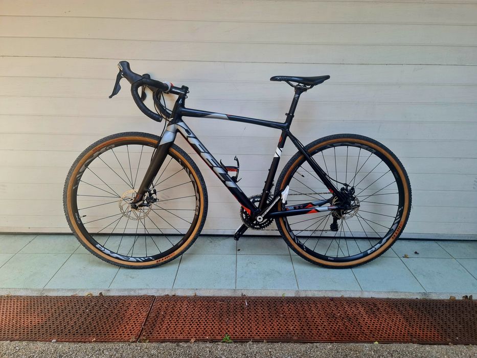 Vand/Schimb Gravel/cursiera Felt F65x ( cu ktm trek specialized haibik ...