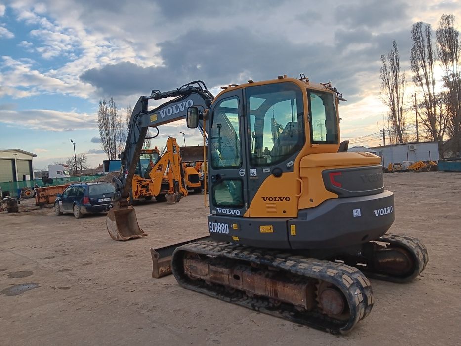 Vând excavator volvo ECR 88 D Campia Turzii • OLX.ro
