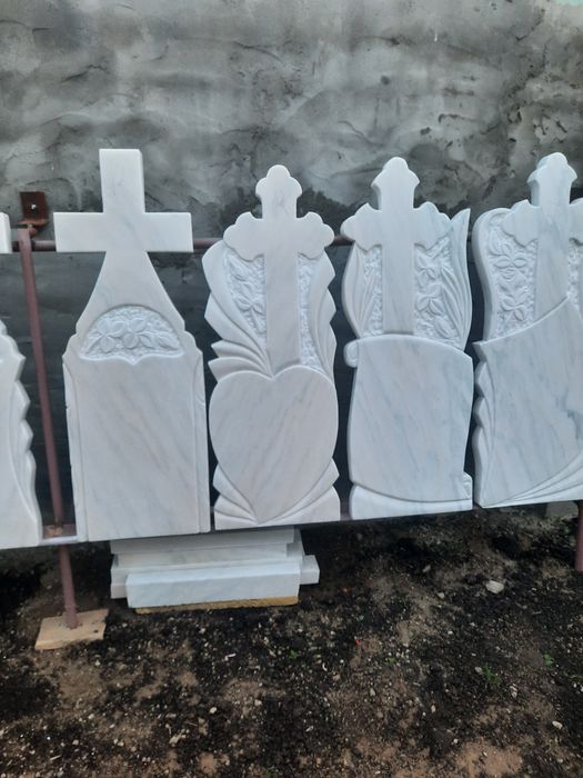 Felinare (metal) pentru cimitir PLACI FUNERARE .FOTOGRAFII. GRAVRA ...