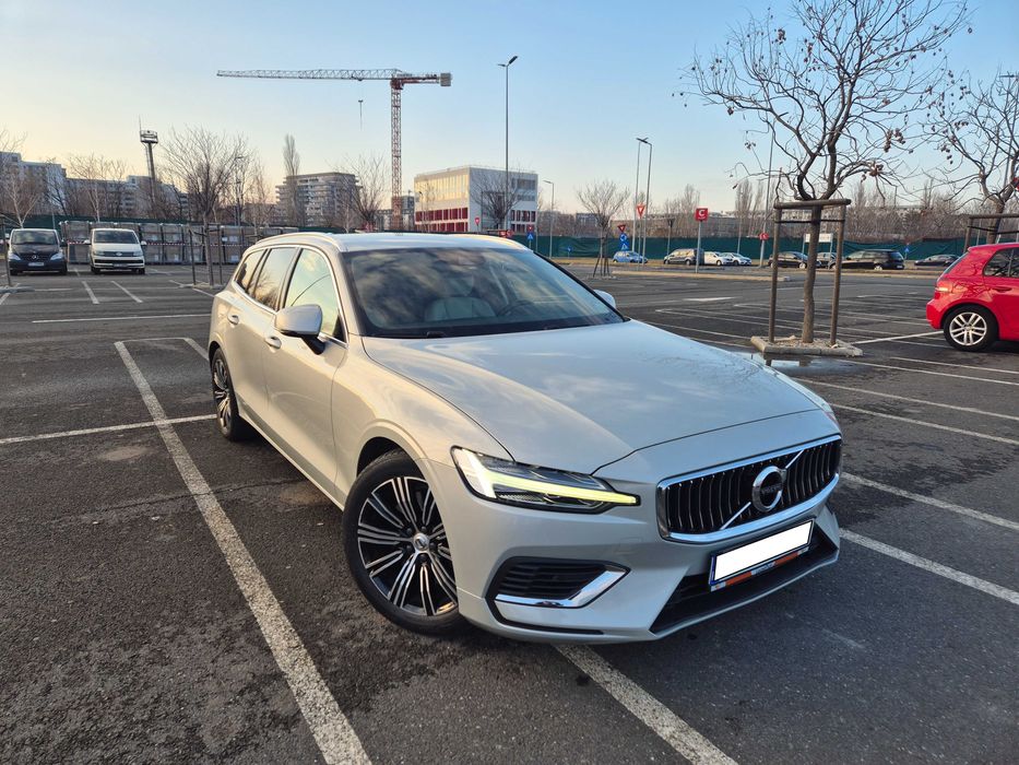 Volvo V60 T8 Inscription - Plug-in Hibrid - 390 Cp - 4x4 Bucuresti ...