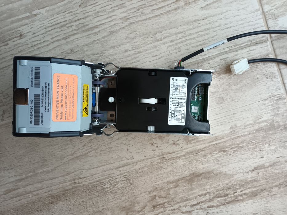 Cititor bancnote Cash Code cu impachetator de 1000 Fierbinti-Targ • OLX.ro
