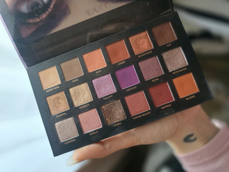 Palete make-up Huda, Jeffree Star, Boys'n Berries Iasi • OLX.ro