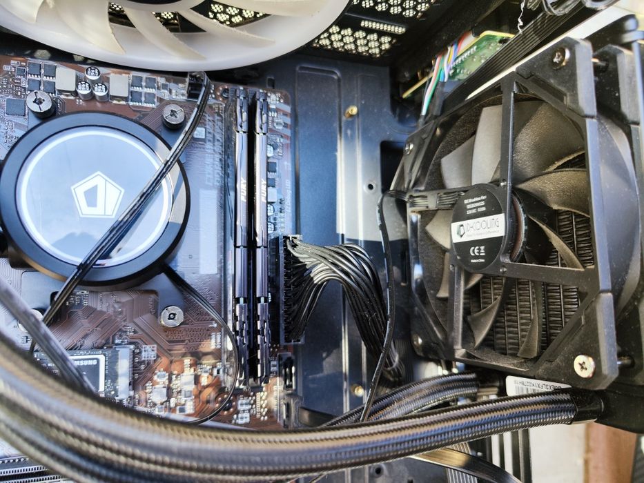 PC gaming full AMD Buzau • OLX.ro