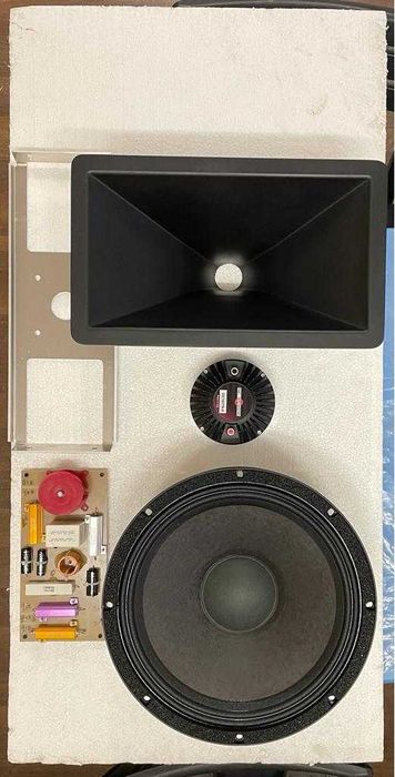 Set difuzoare B&C pentru boxe tip XA FX12 cu horn si filtru Bacau • OLX.ro