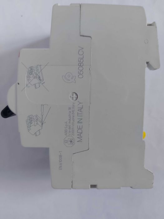 Дефектнотокова защита, 2P, 40A, 300mA, ABB FH202 AC-40/0,3 гр. Якоруда • OLX.bg