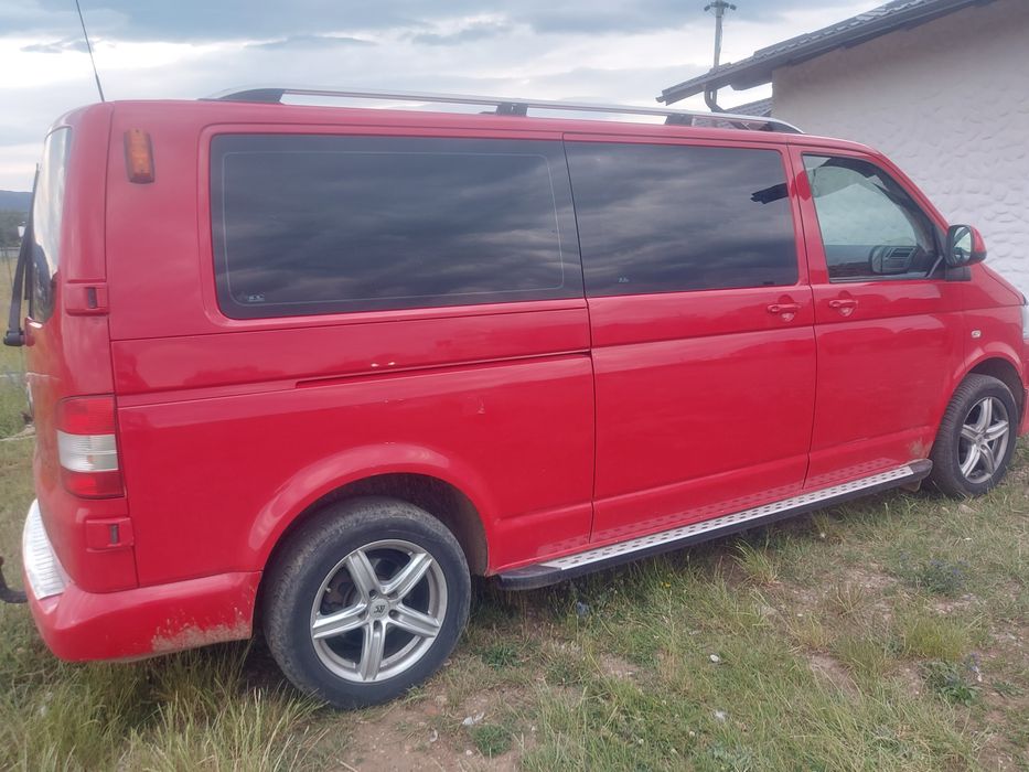 VW Caravelle modelul lung Dumbrava Rosie • OLX.ro