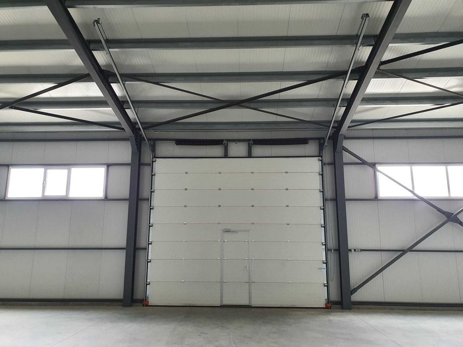 Usi industriale sectionale - Usi de garaj industriale - usi acces hala ...