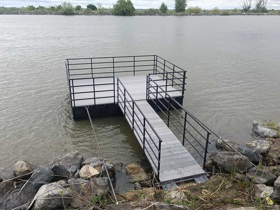 Ponton plutitor - structura plutitoare Otopeni • OLX.ro