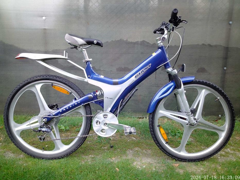 Bicicleta Giant Prodigy S.U.B., full alu, 27 viteze, dubla suspensie ...