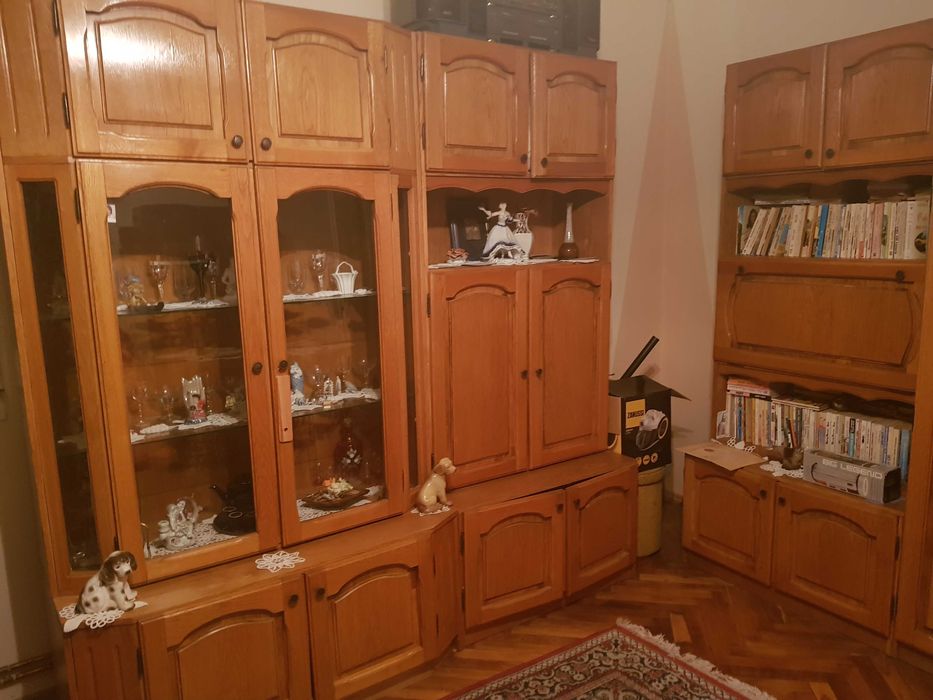 Mobila sufragerie living dormitor lemn masiv Sighisoara • OLX.ro