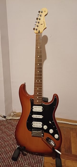 Chitara Fender Stratocaster Mexic Pitesti • OLX.ro