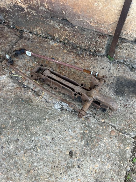 Vand cupla pt tractor belarus Salonta • OLX.ro