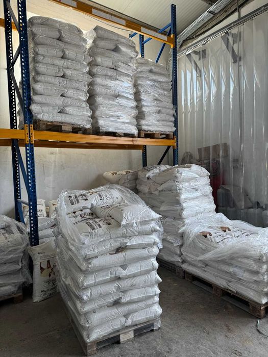 Furaje fainoase/granulate | Sroturi | Premixuri Bontida • OLX.ro