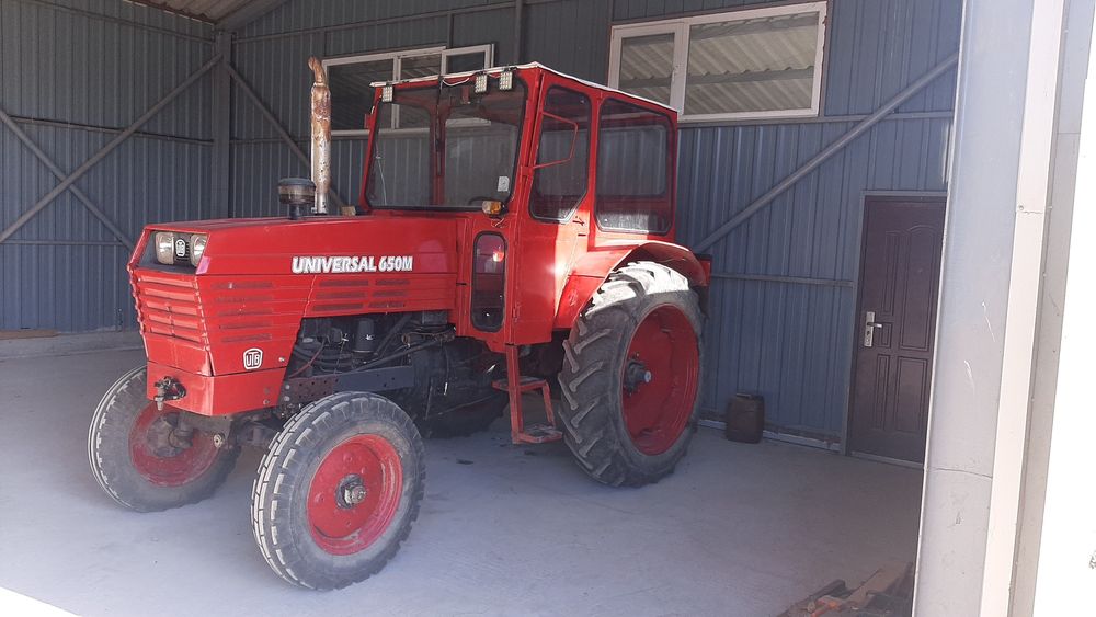 Tractor U 650, anul 2002 Pitesti • OLX.ro