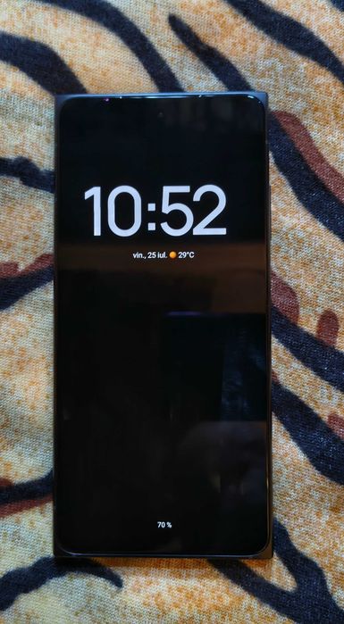 Telefon HMD Skyline 12/256 GB Roman • OLX.ro