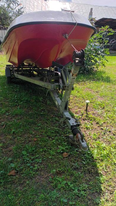 Barca timaran+Motor Selva 25 Poiana Campina • OLX.ro