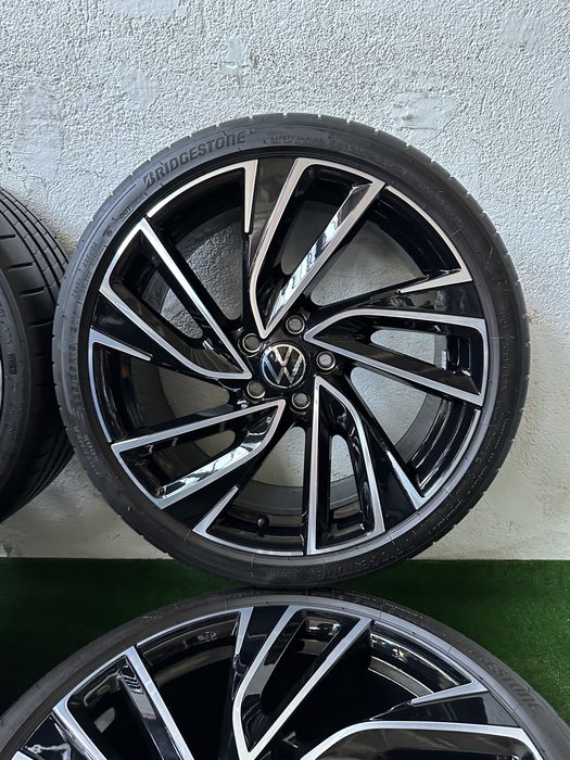 Jante Originale VW GOLF 8 GTI/GTD GOLF 7 -ADELAIDE R 19 Bucuresti ...