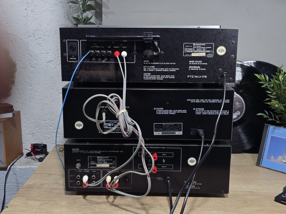 Linie audio KENWOOD ,amplificator ka-300, tuner kt-400, deck kx-400 ...