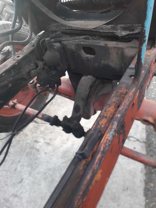 Transmisie ,roți ,direcție ,cabină pt tractor U650 Pocola • OLX.ro