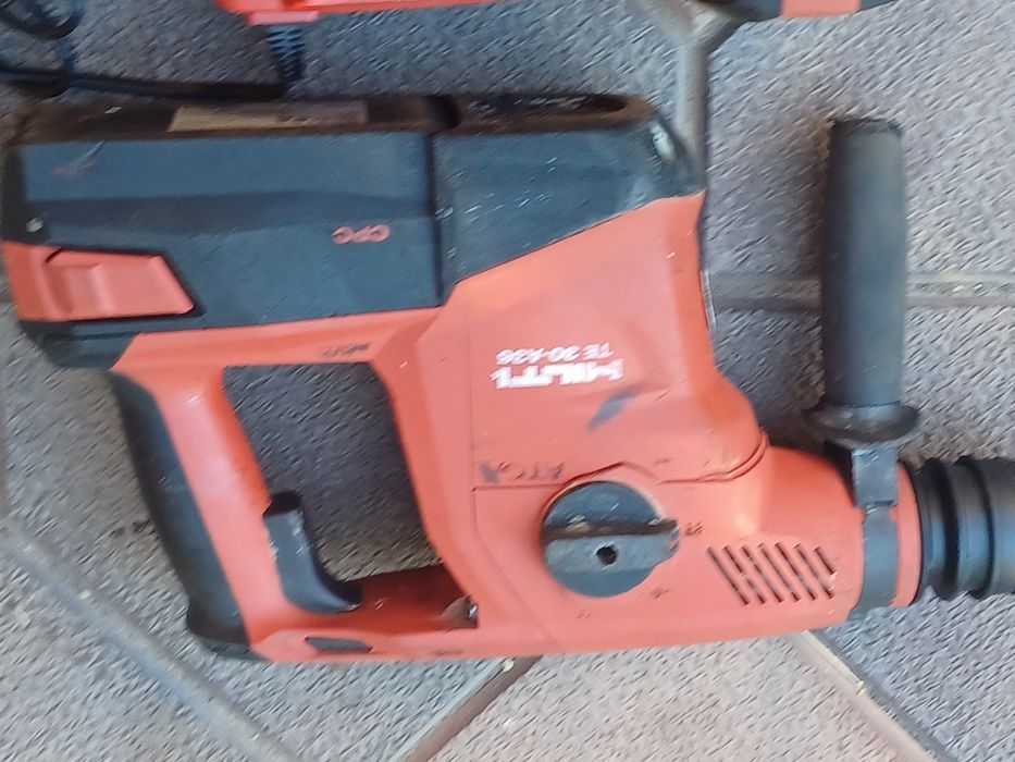 Rotopercutor HILTI TE 30-A 36 Craiova • OLX.ro