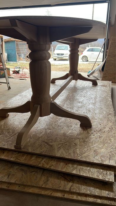 Cele mai tari picioare din lemn strunjit pentru mese de poker Bucuresti ...