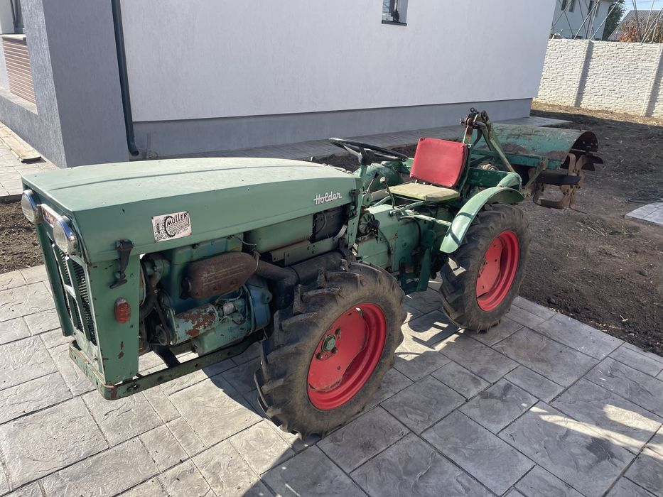 Tractoras articulat 4x4 Holder Berceni • OLX.ro