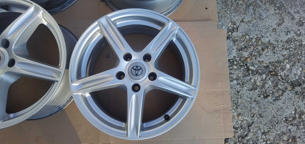 Джанти 5х114.3 - 16 ки + гайки Тойота гр. Велико Търново Стара част ...