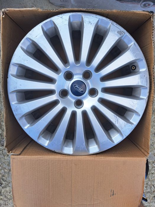 Jante ford r17, 5x108 Iasi • OLX.ro
