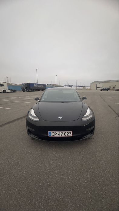 Tesla model 3 LONG RANGE Pachet SUMMON Iasi • OLX.ro