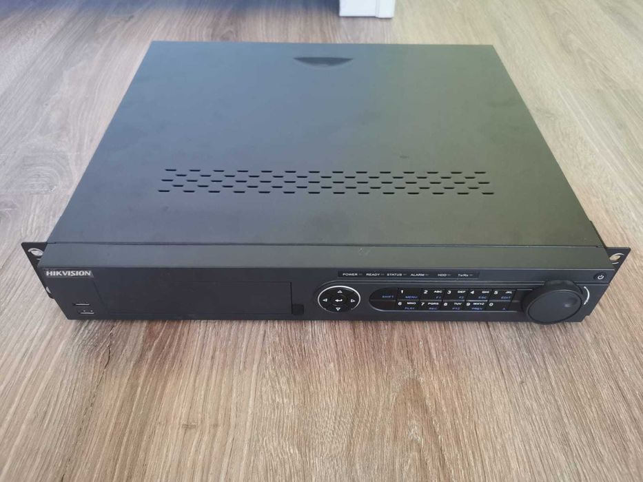 DVR 16 canale HIKVISION TurboHD 3Mp DS-7316HUHI-F4/N Bucuresti Sectorul ...