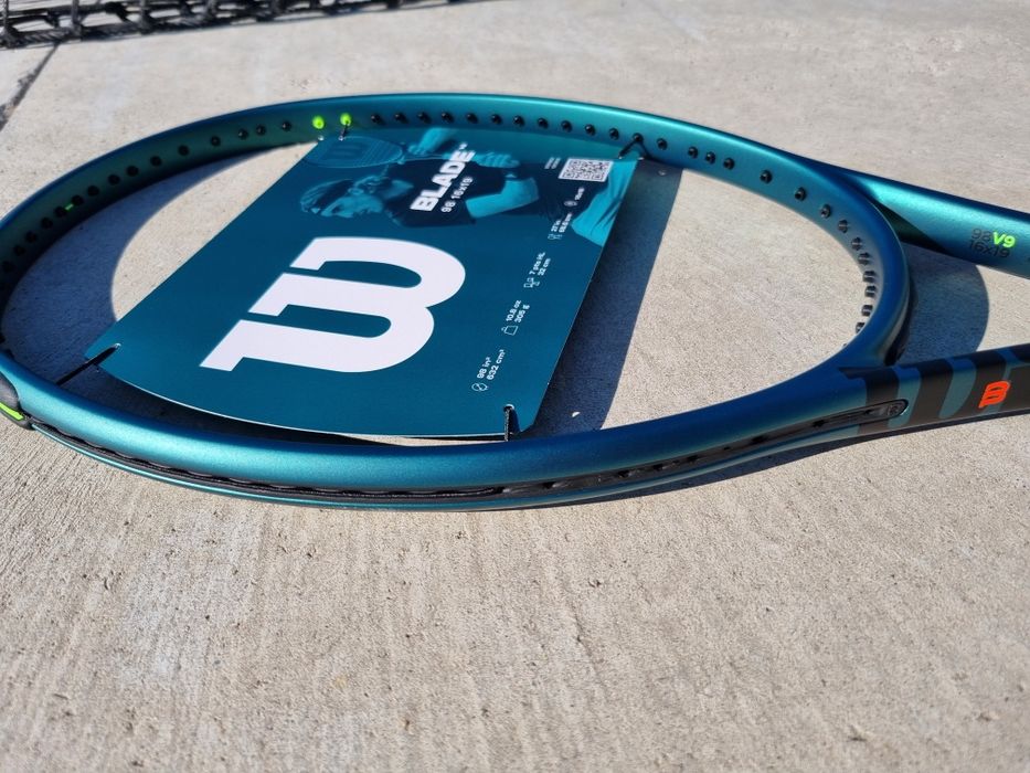 Wilson Blade 98 V9 16x19 23 August • OLX.ro