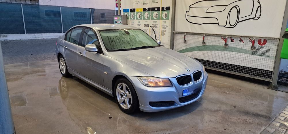 BMW seria 3 / E90 /FaceLift Brasov • OLX.ro