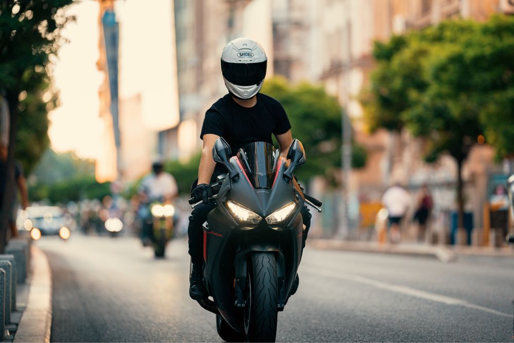 Honda CBR 1000RR Fireblade Sc77 Bucuresti Sectorul 4 • OLX.ro