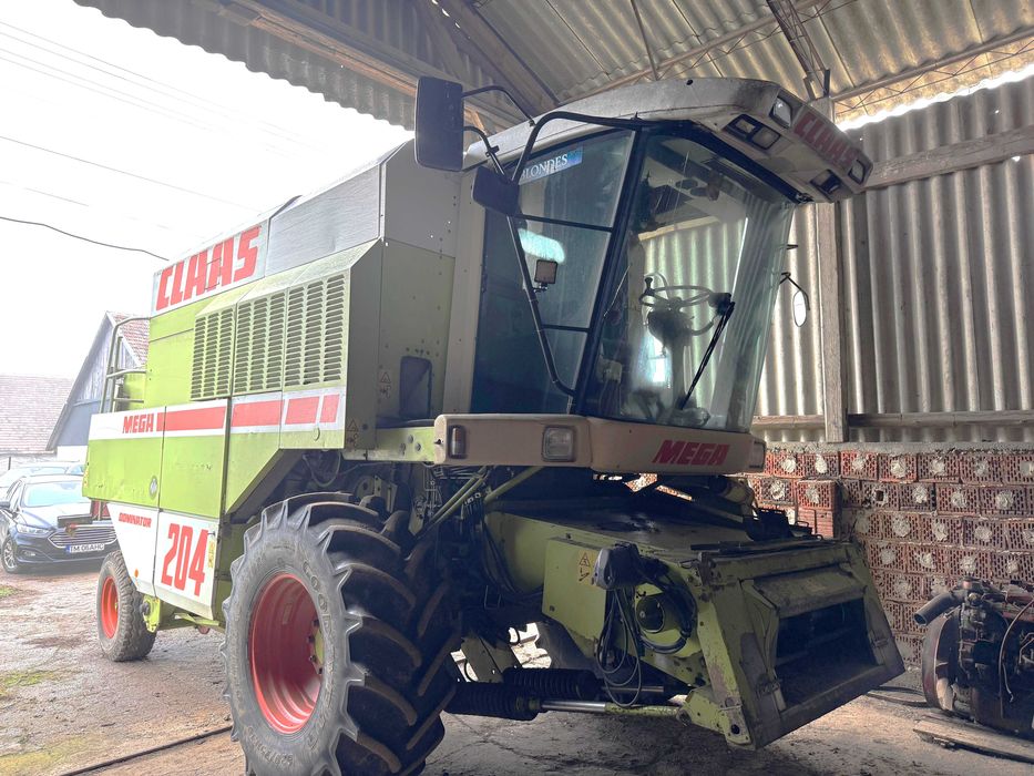 Combina CLAAS MEGA 204 II Carei • OLX.ro
