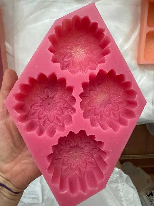 Forme turnat sapun de casa si masina taiat sapun Bucuresti Sectorul 1 ...