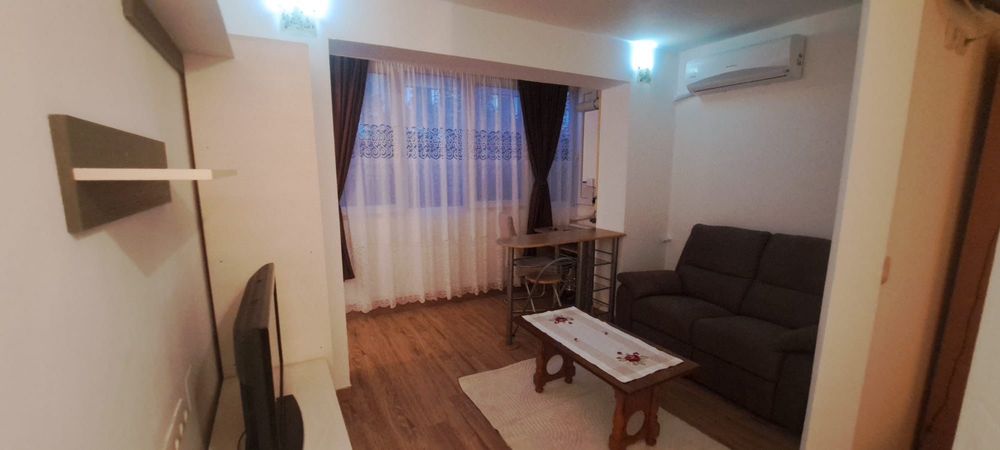 Închiriez apartament cu 2 camere Arad • OLX.ro