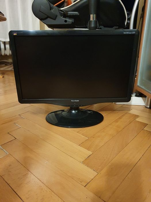 Монитор view sonic 19 инча led гр. София Бъкстон • OLX.bg